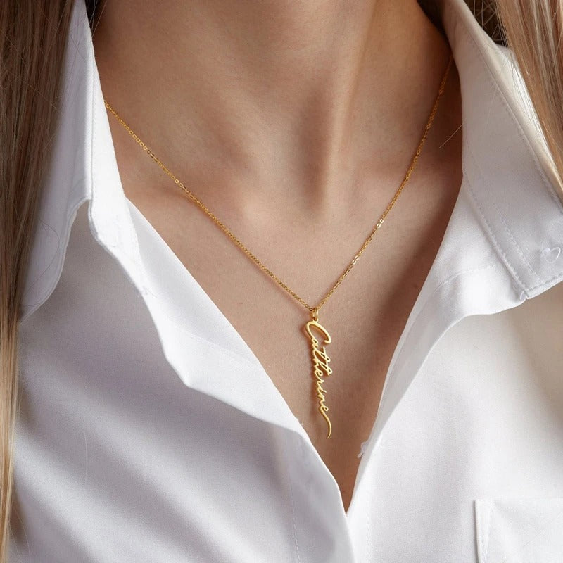 Vertical Name Pendant – Wrenlee